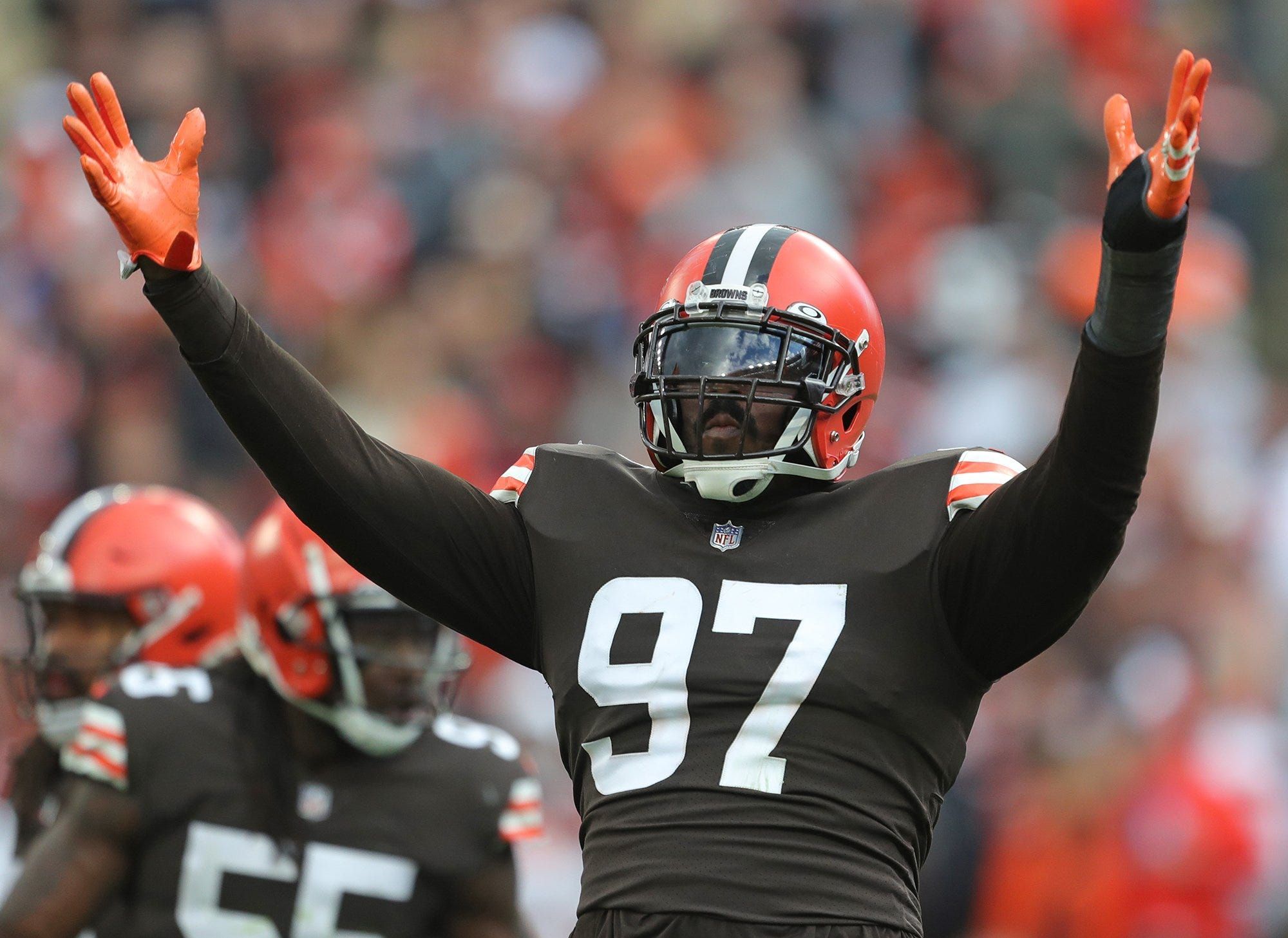 Former Browns defensive tackle Malik Jackson announces…