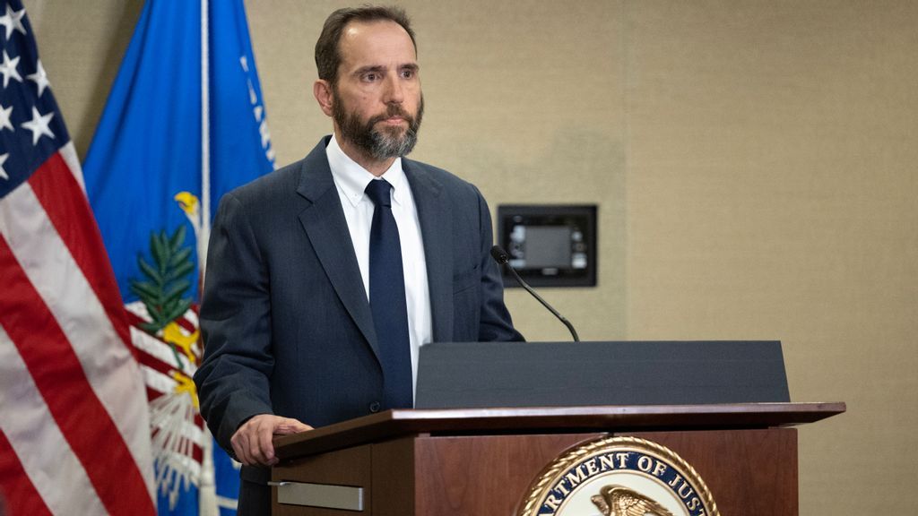 Former President Trump Indicted In Classified Document…