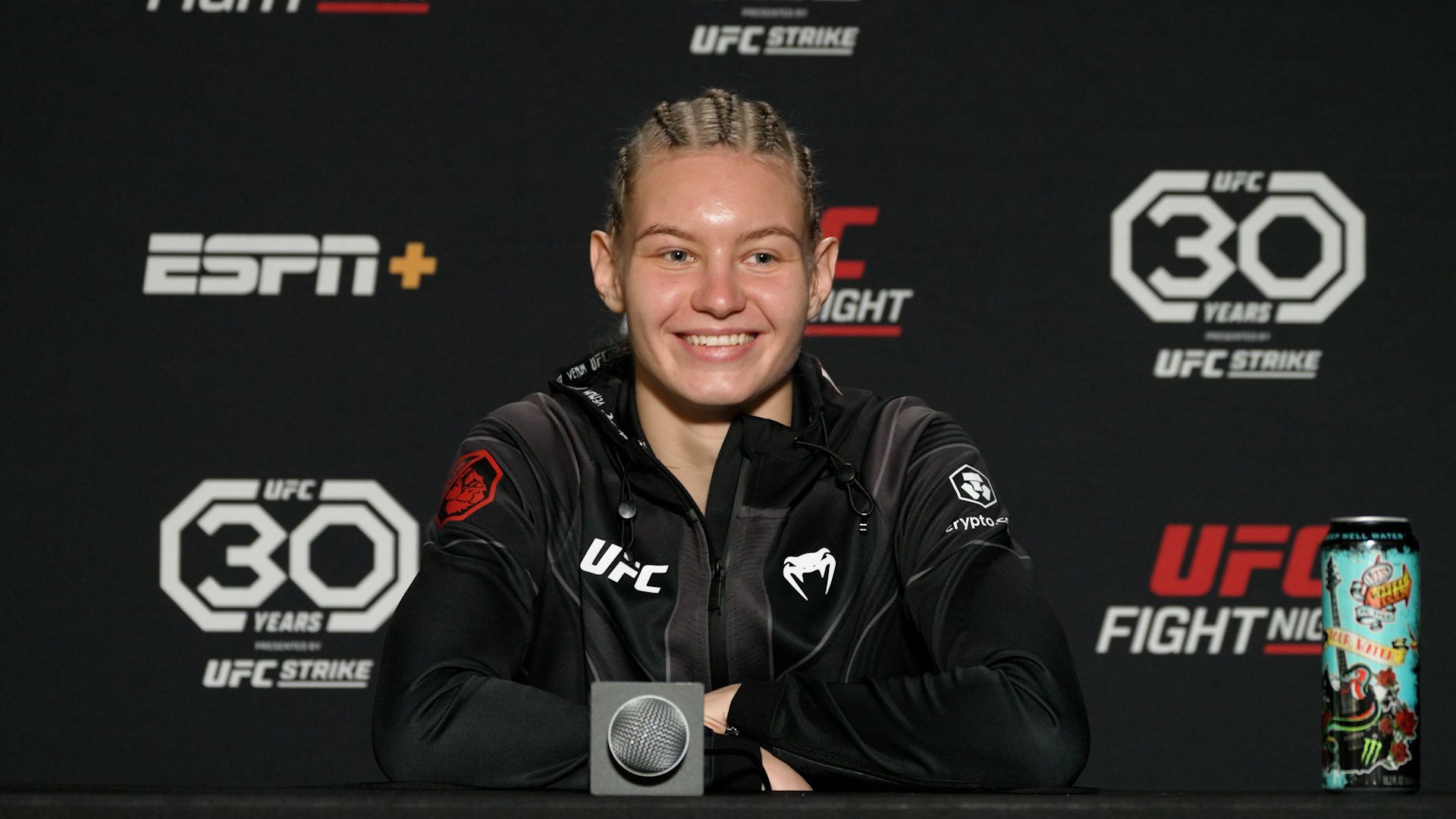 Viktoriia Dudakova breaks down the moment of Istela…