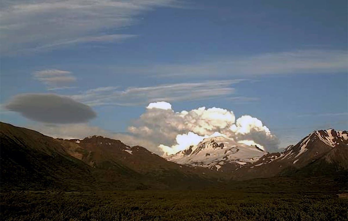 Alaska volcano's week-long eruption spews another…