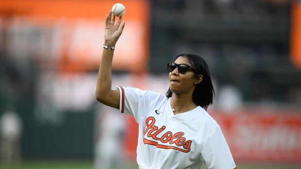 Look: LSU’s Angel Reese Throws Out First Pitch at…