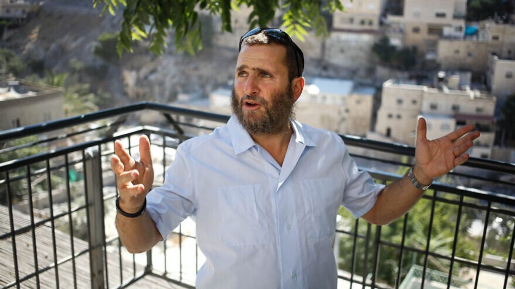 Rabbi Shmuley Boteach Stands Up For Robert F. Kennedy…