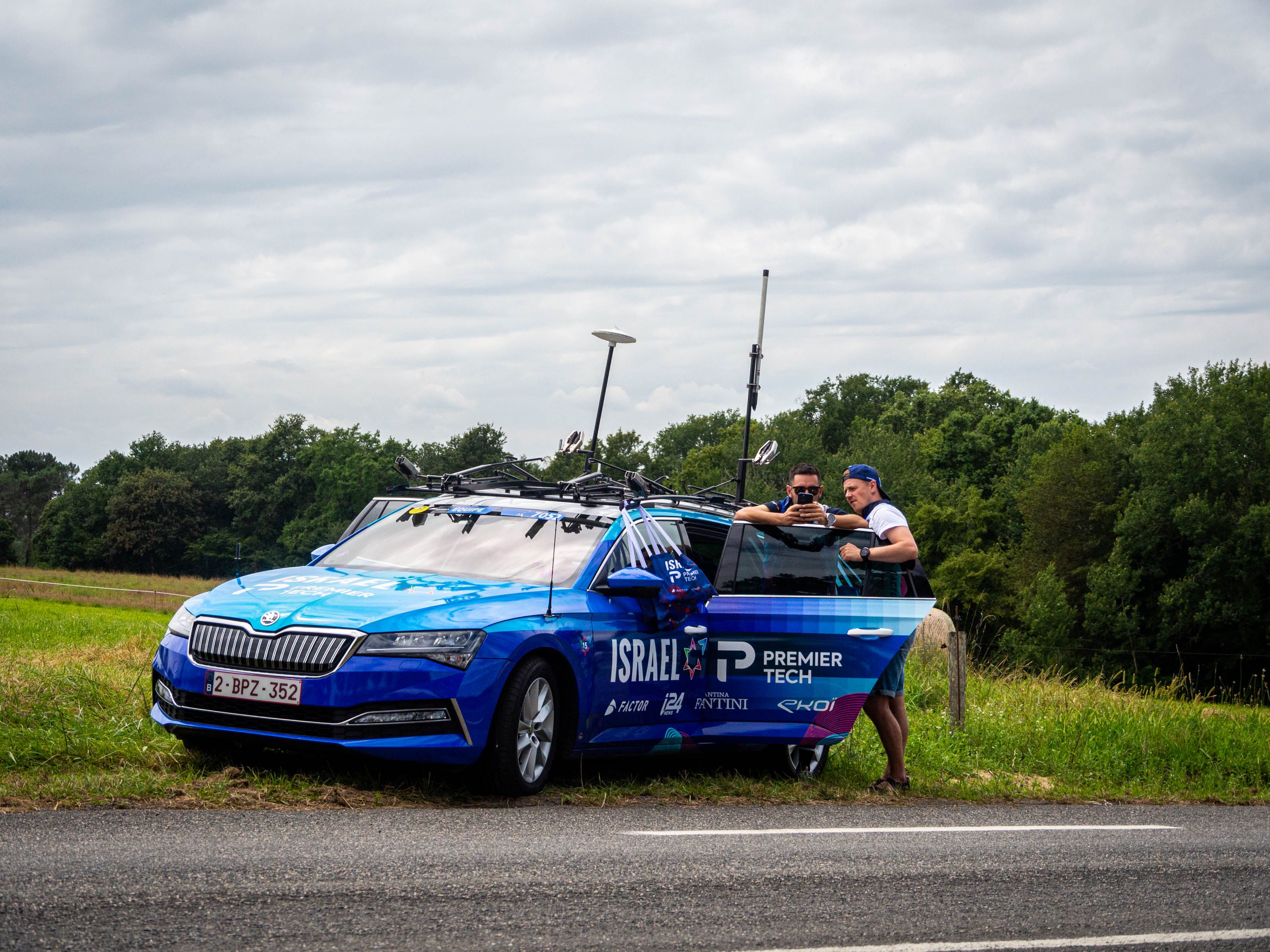 Eyewitness: My time in a Tour de France team car