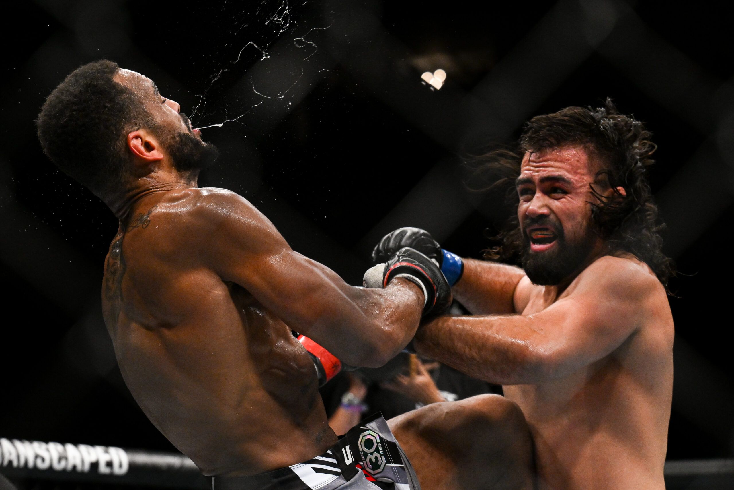 UFC Fight Night 224 video: Jonny Parsons swarms Danny…