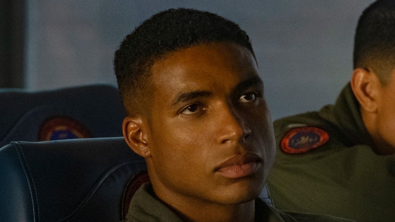 The Top Gun: Maverick Stars 100% Have A Group Chat,…
