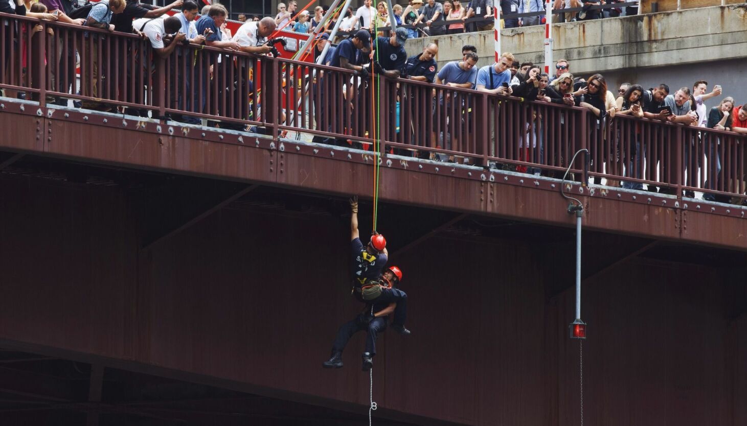 Chicago first responders stage dramatic emergency…