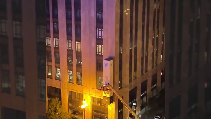 Elon Musk’s huge X taken down from Twitter roof after…