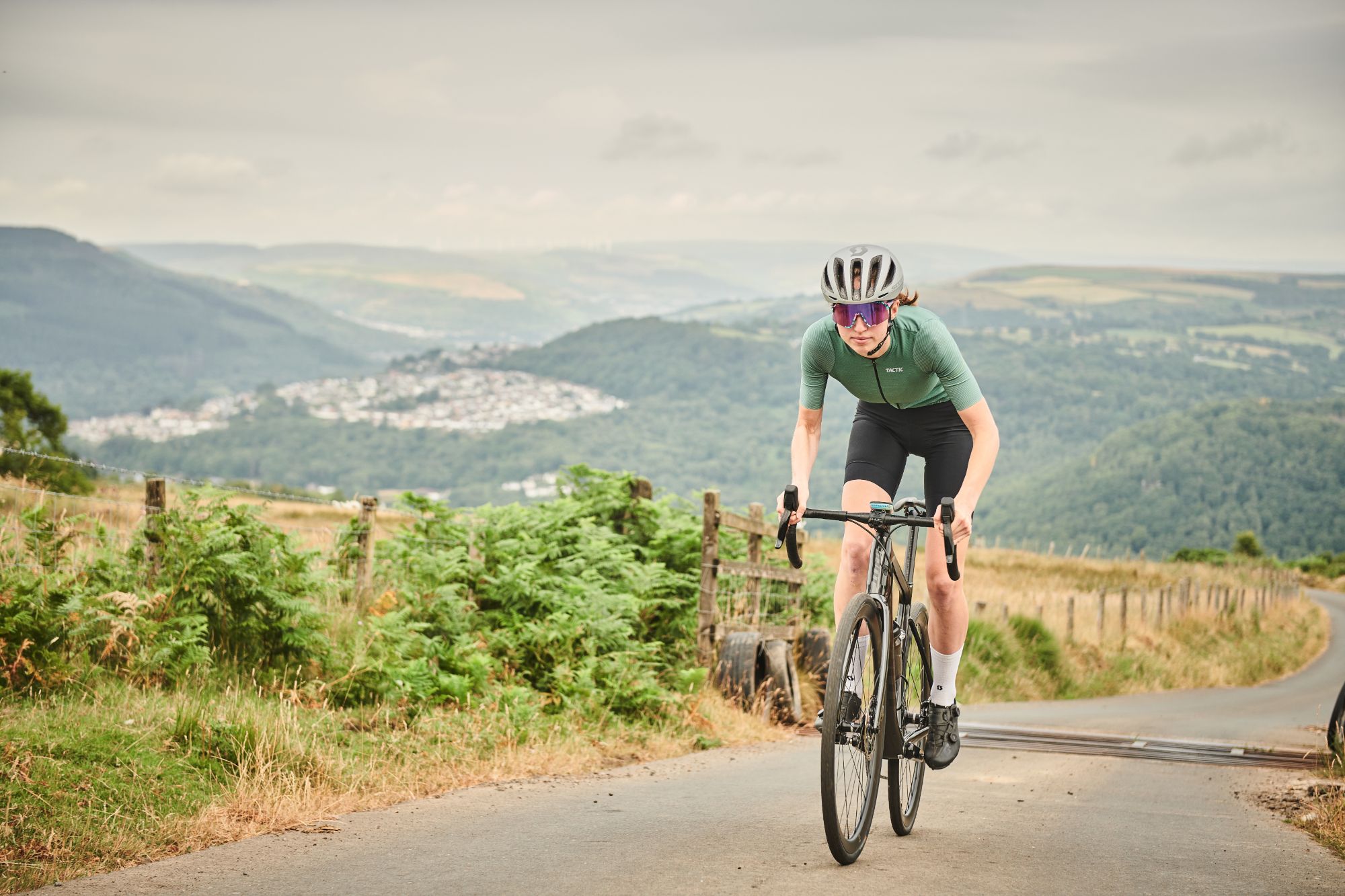What muscles does cycling work the most?