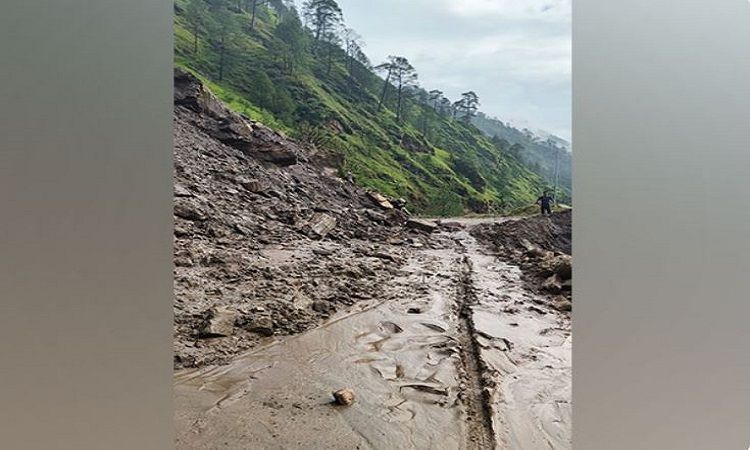 Uttarakhand Gangotri National Highway Near Bhatwadi