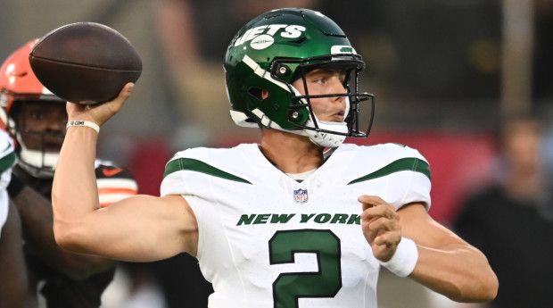 Jets QB Zach Wilson Had Fans Buying Back Into the Hype…