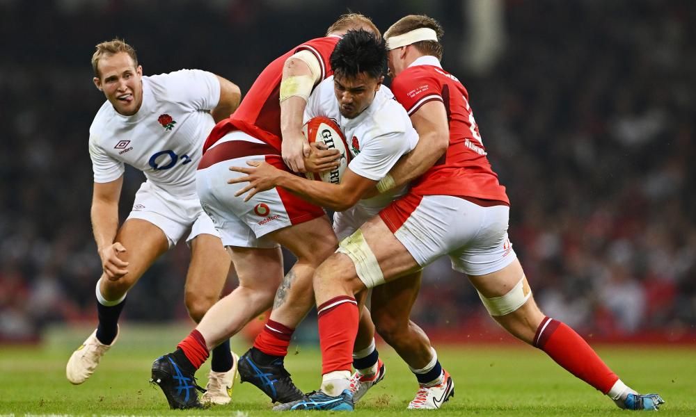 England hopefuls fluff their lines. Steve Borthwick…