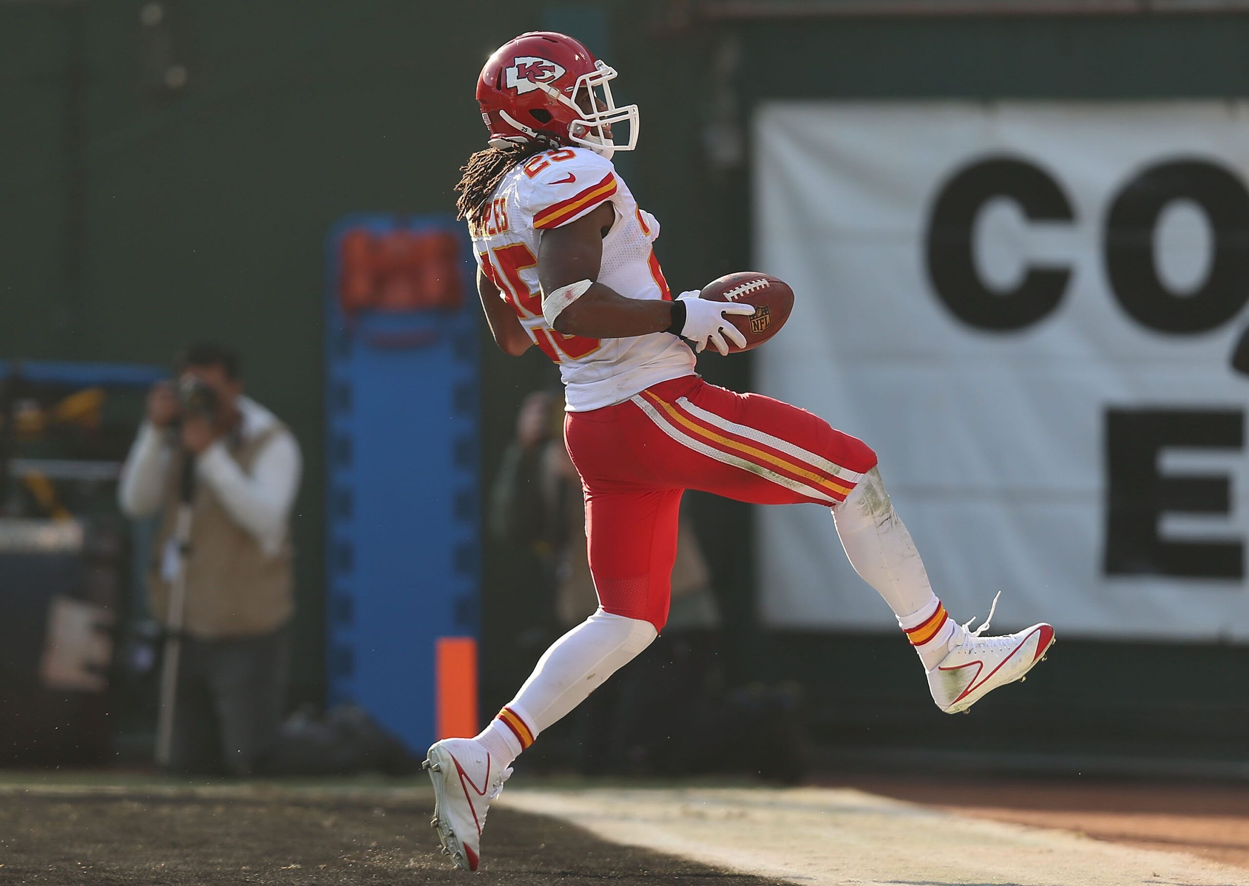 Chiefs legends Jamaal Charles, Eric Berry teased as…