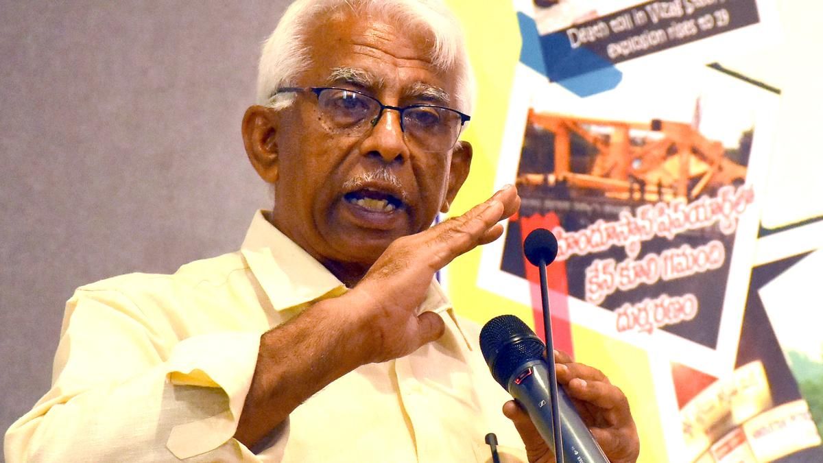 Andhra Pradesh CITU leader Narasinga Rao refutes…