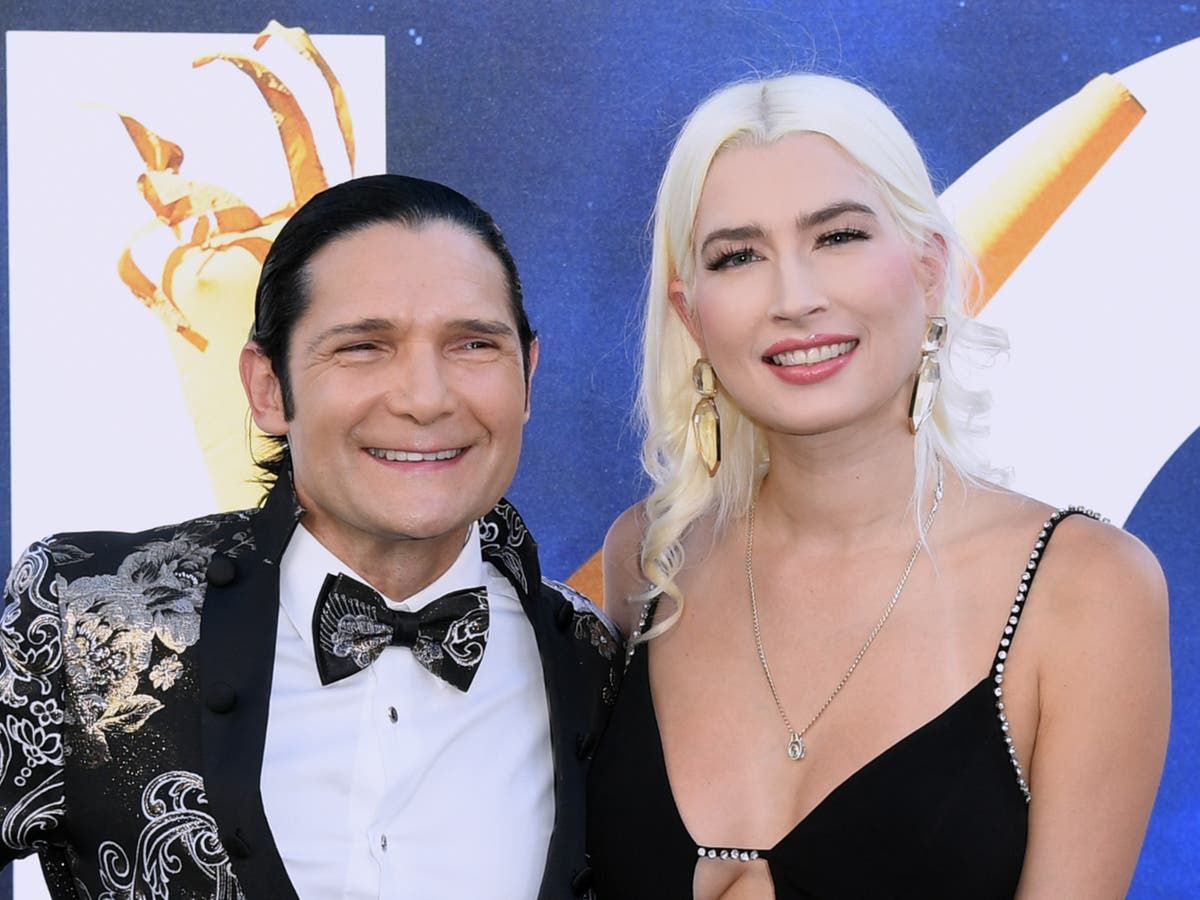 Corey Feldman and wife Courtney Anne Mitchell announce…