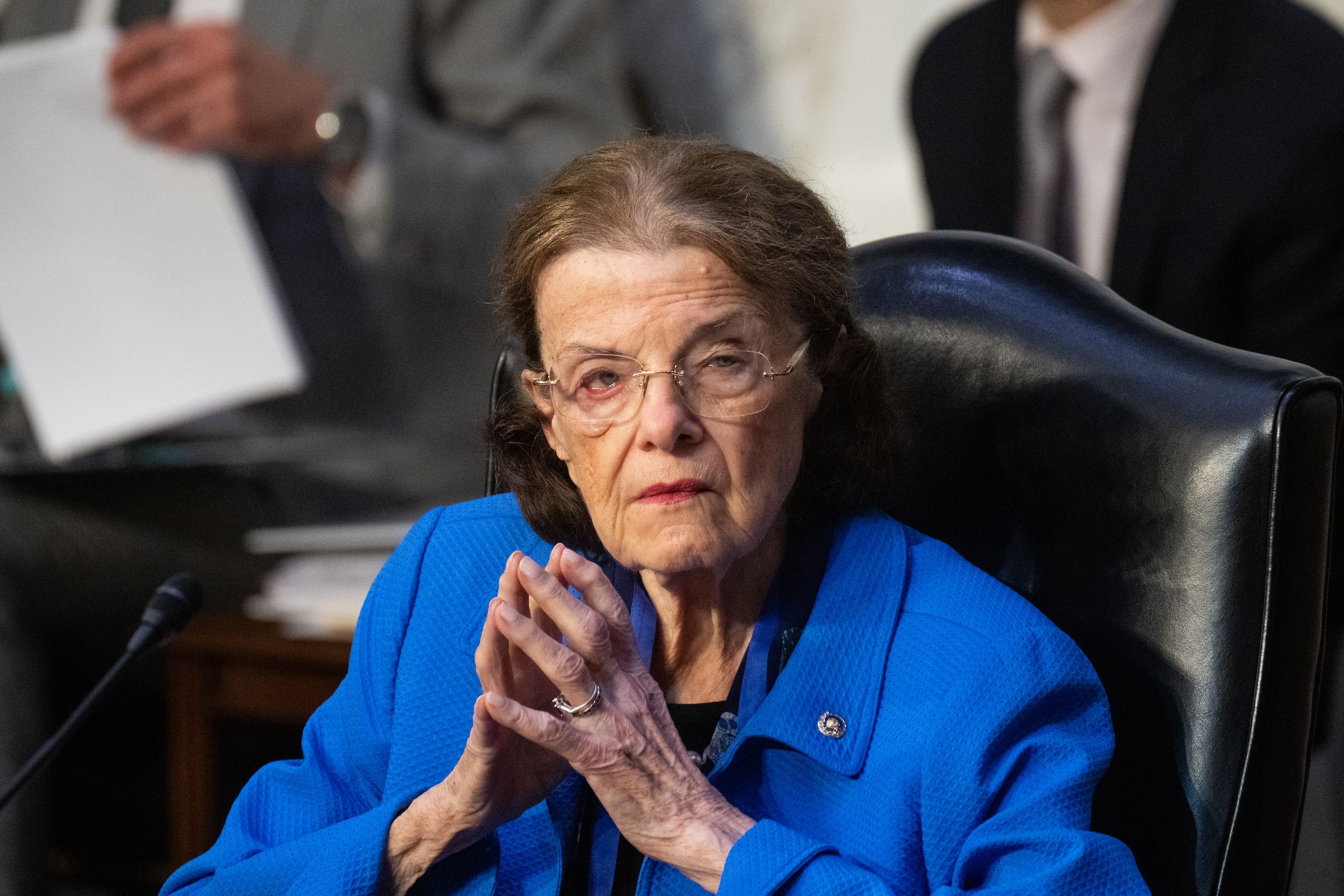 Feinstein ‘doing well’ after fall leads to hospital…