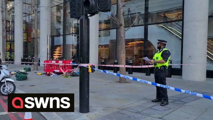 Two mobile phone thieves jailed for stabbing members…