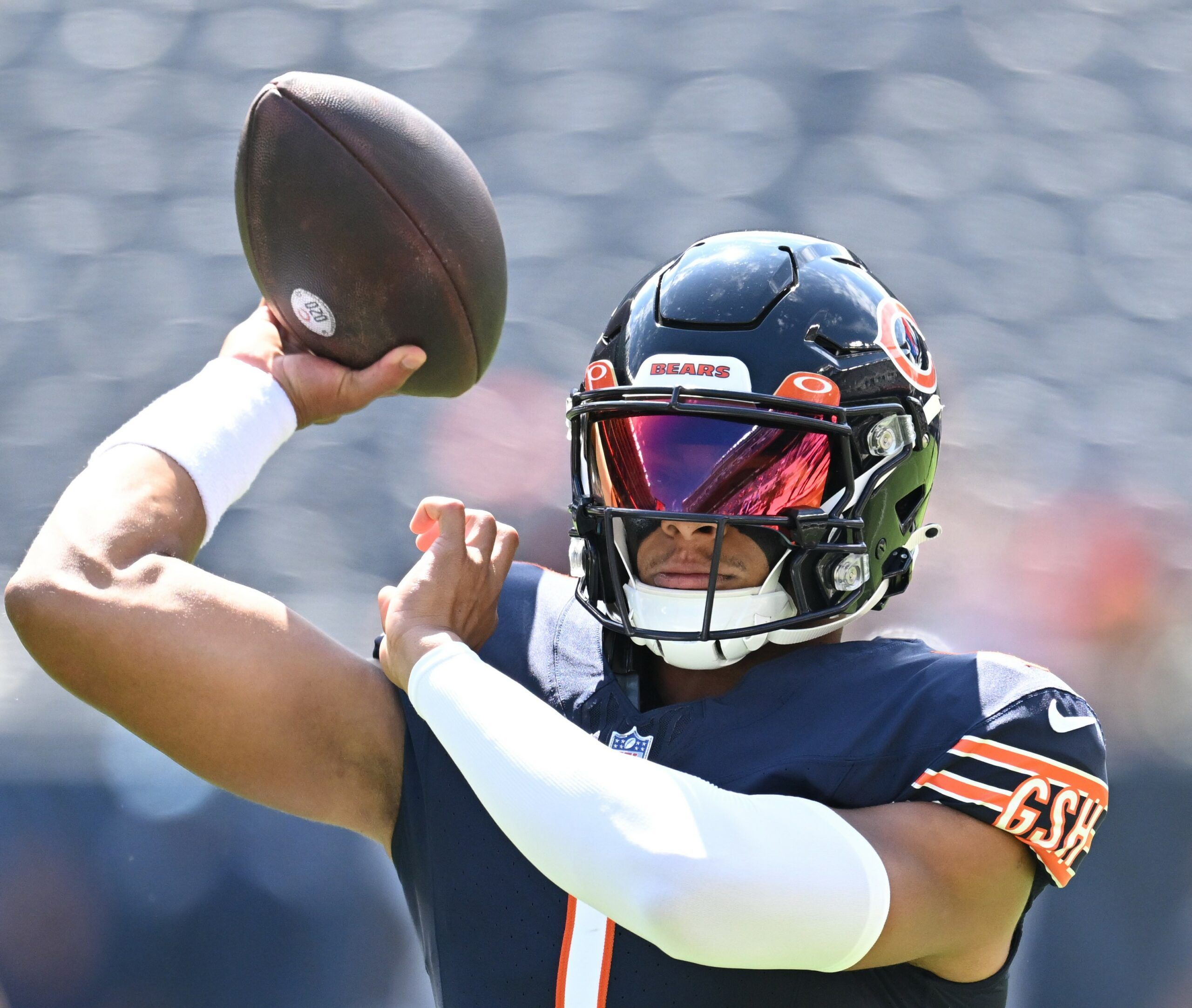 Photos of Justin Fields in Bears first NFL preseason…