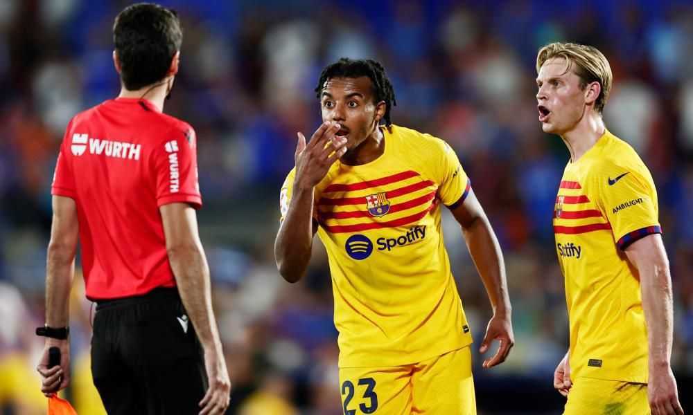 Barcelona fume at ‘disgrace’ after 116 minutes of pure…
