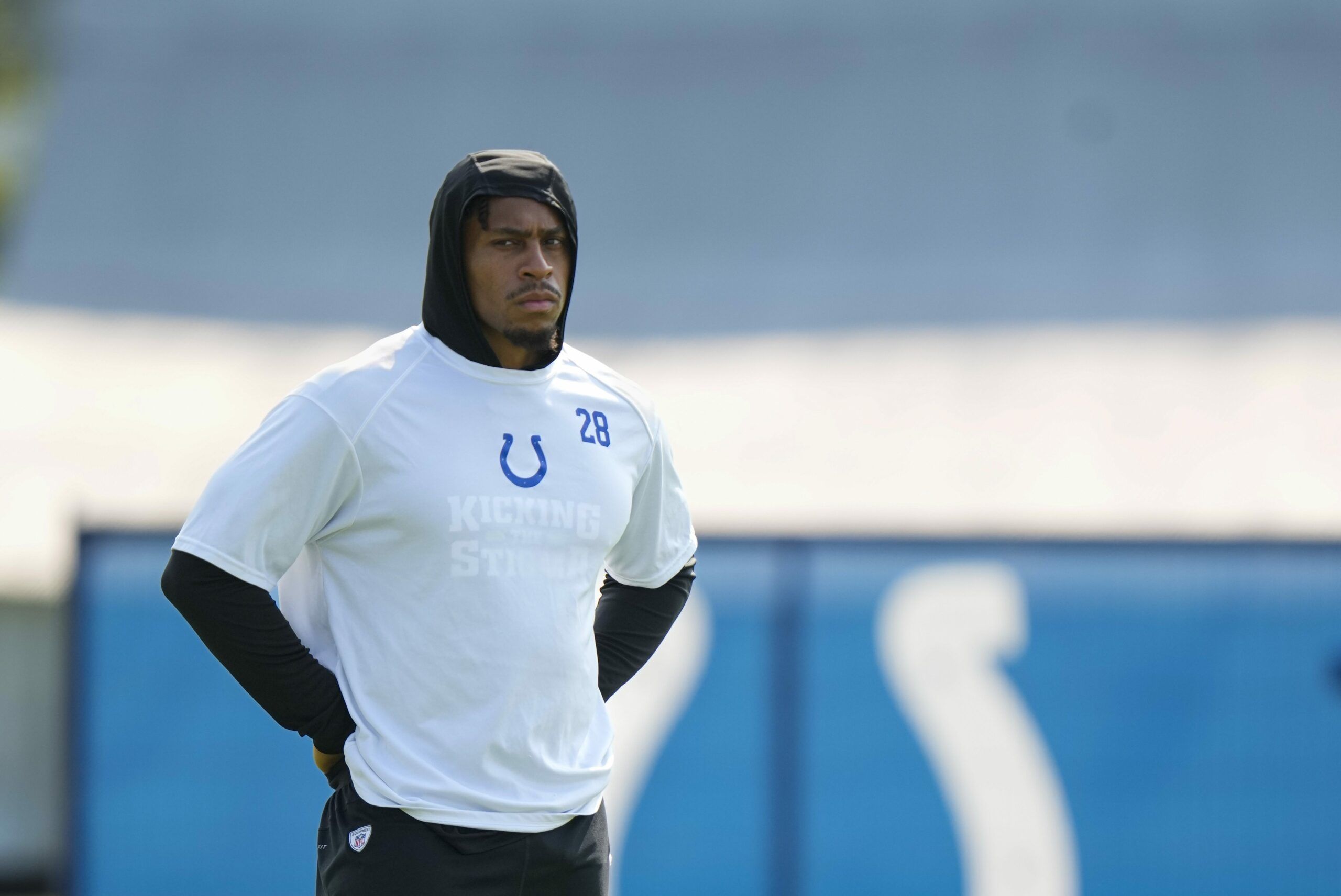 Colts’ Jonathan Taylor returns to team, remains on PUP…