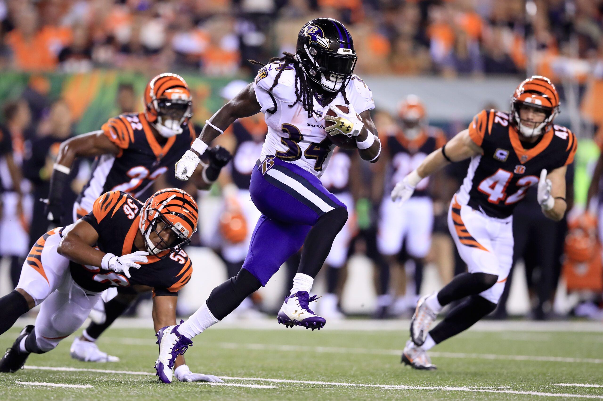 Former Ravens RB Alex Collins dies at 28