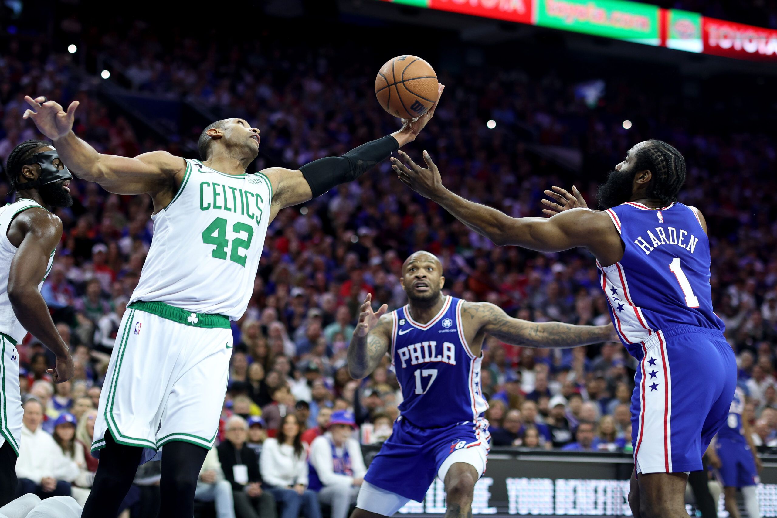 Every player in Boston Celtics history who wore No. 42