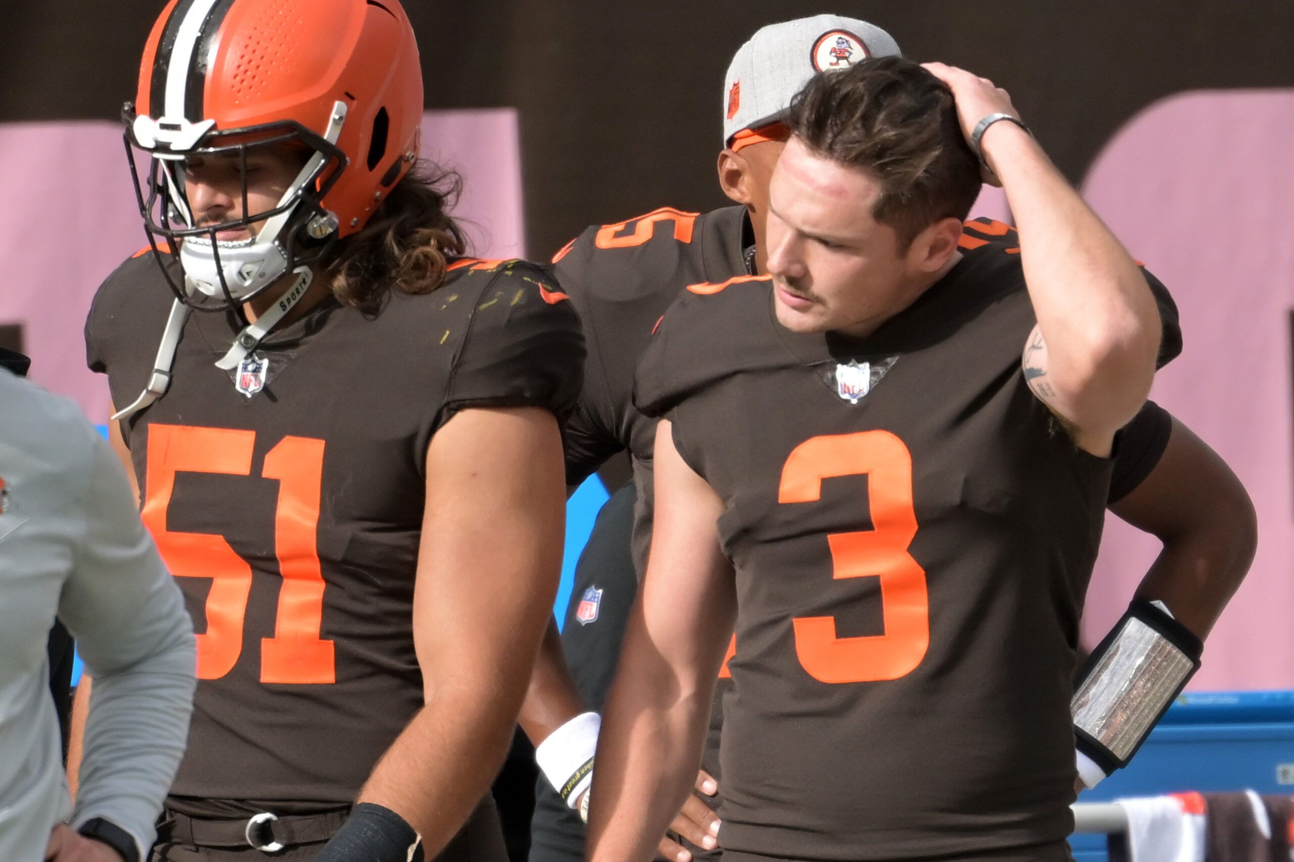 Browns mailbag: Questions at linebacker, Cade York,…