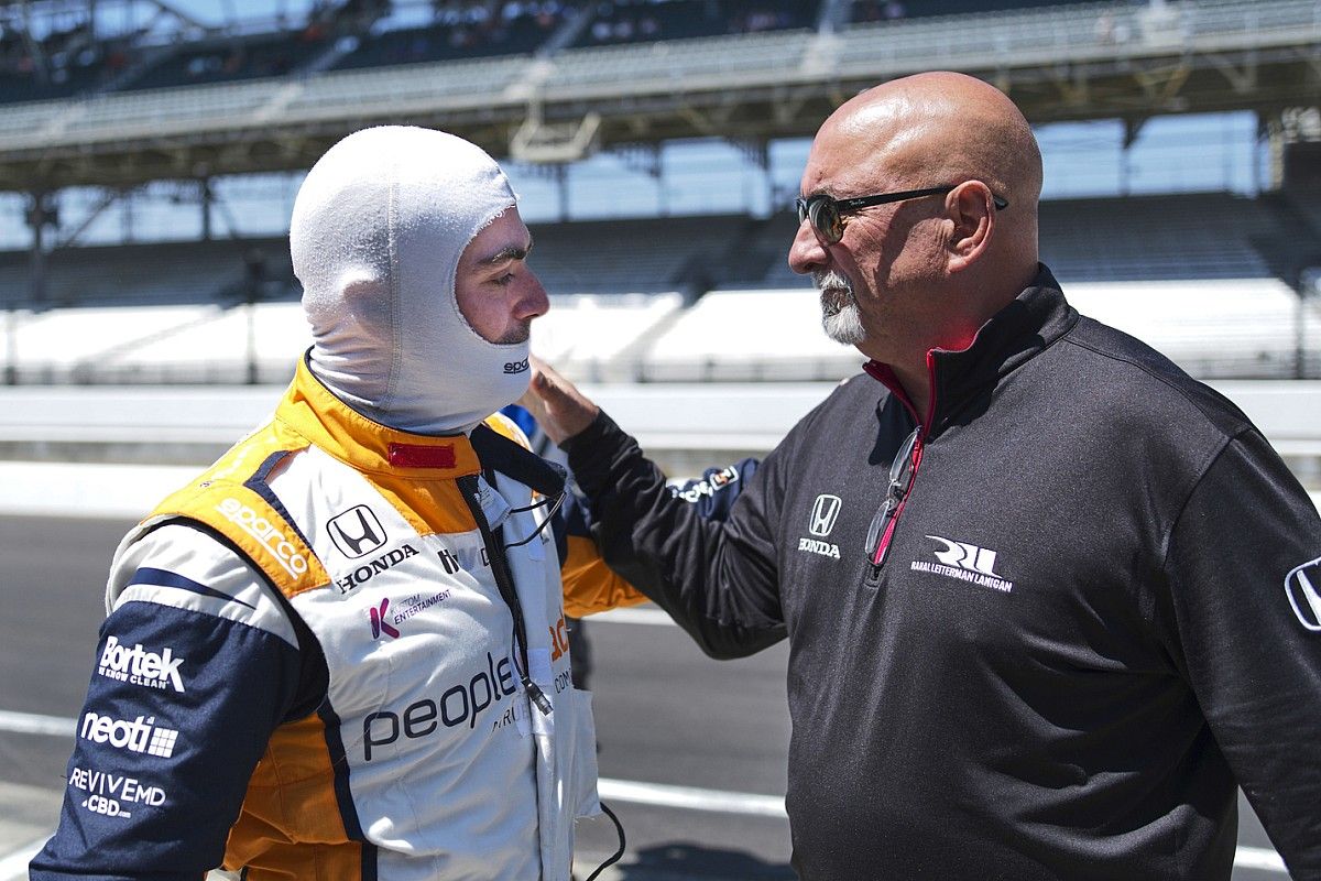 Rahal IndyCar team jettisons Harvey, hires Daly for…