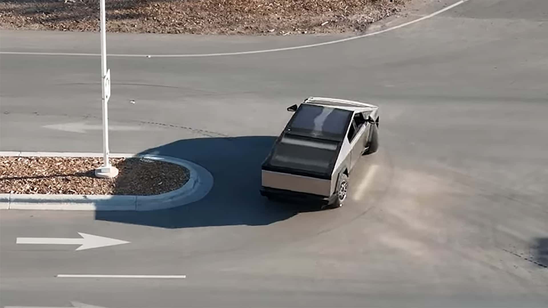 See Tesla Cybertruck Make A U-Turn, Put Its Rear-Wheel…