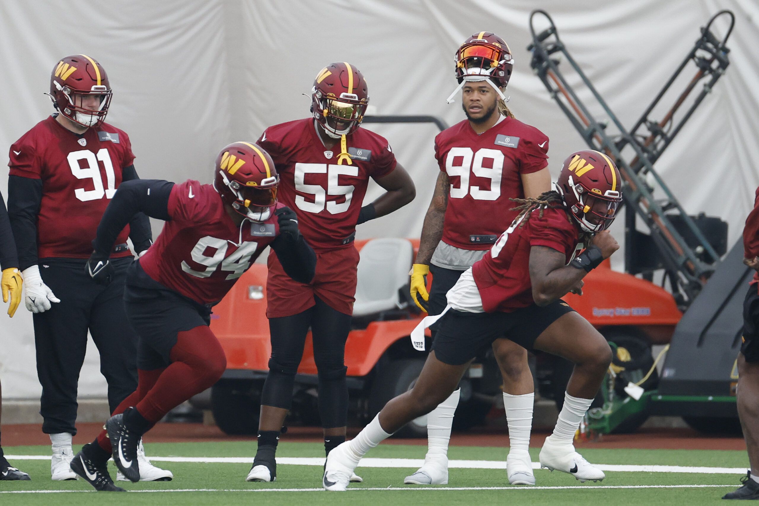 Rookie DE Andre Jones Jr. forcing his way onto…