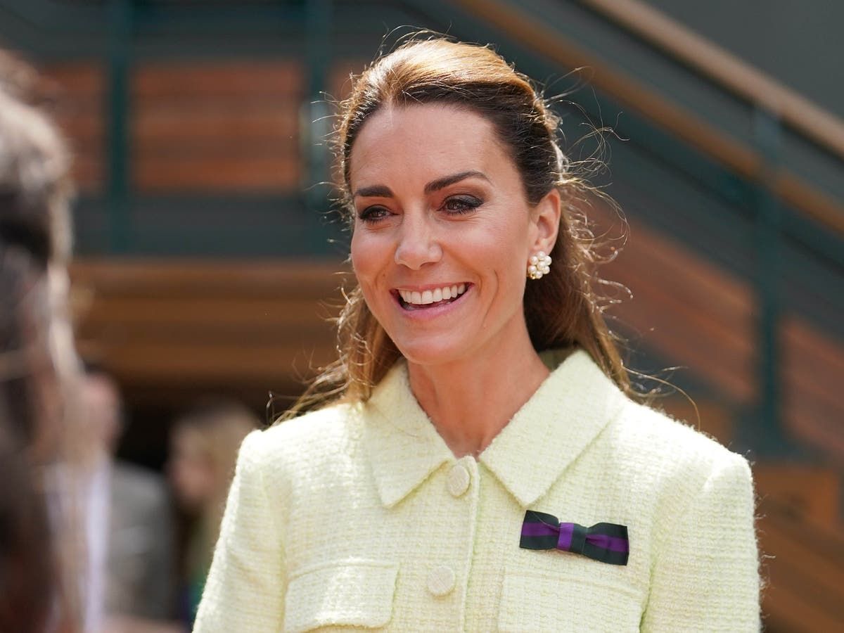 ‘Nothing wrong with fun’: Kate Middleton praised by…