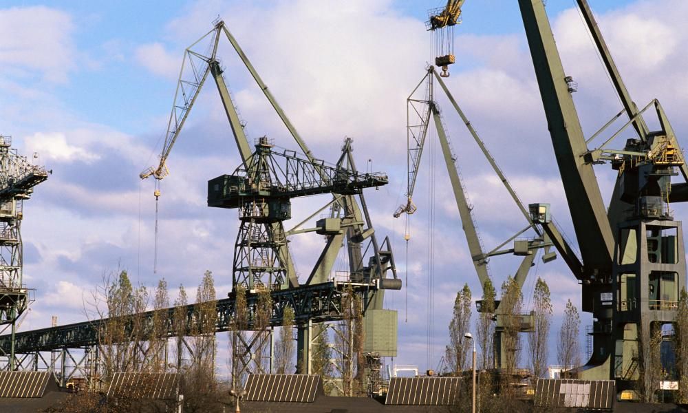 Which trade union was founded at the Lenin Shipyard?…