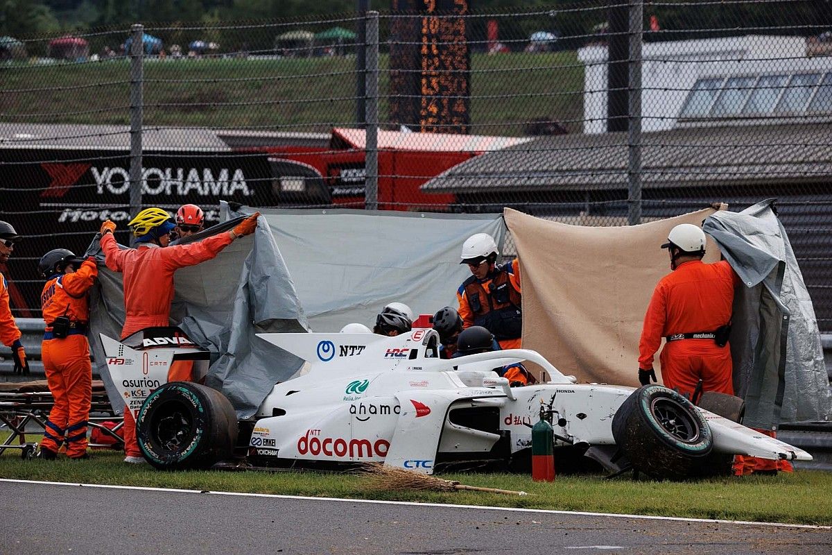 Makino leaves hospital after heavy Super Formula crash…