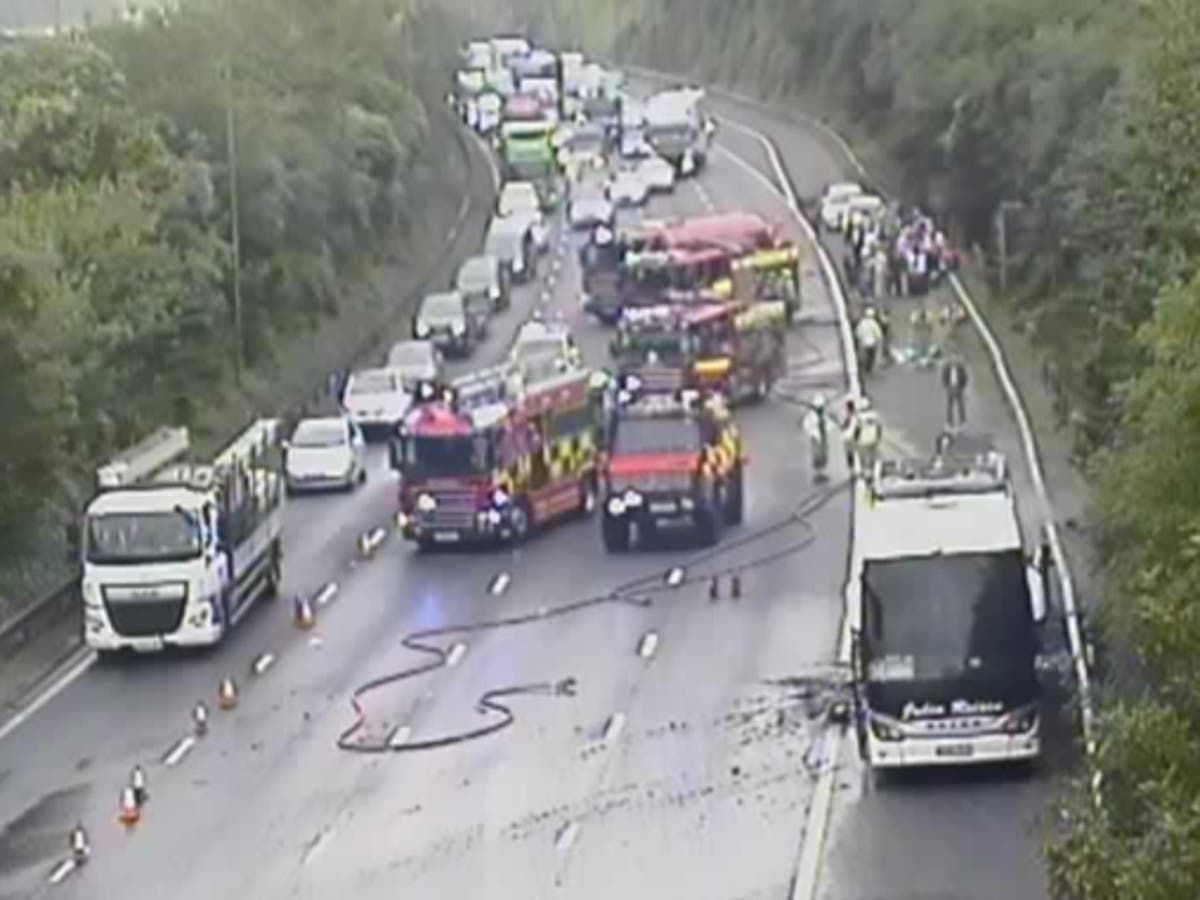 M25 fire: Coach bursts into flames on motorway…