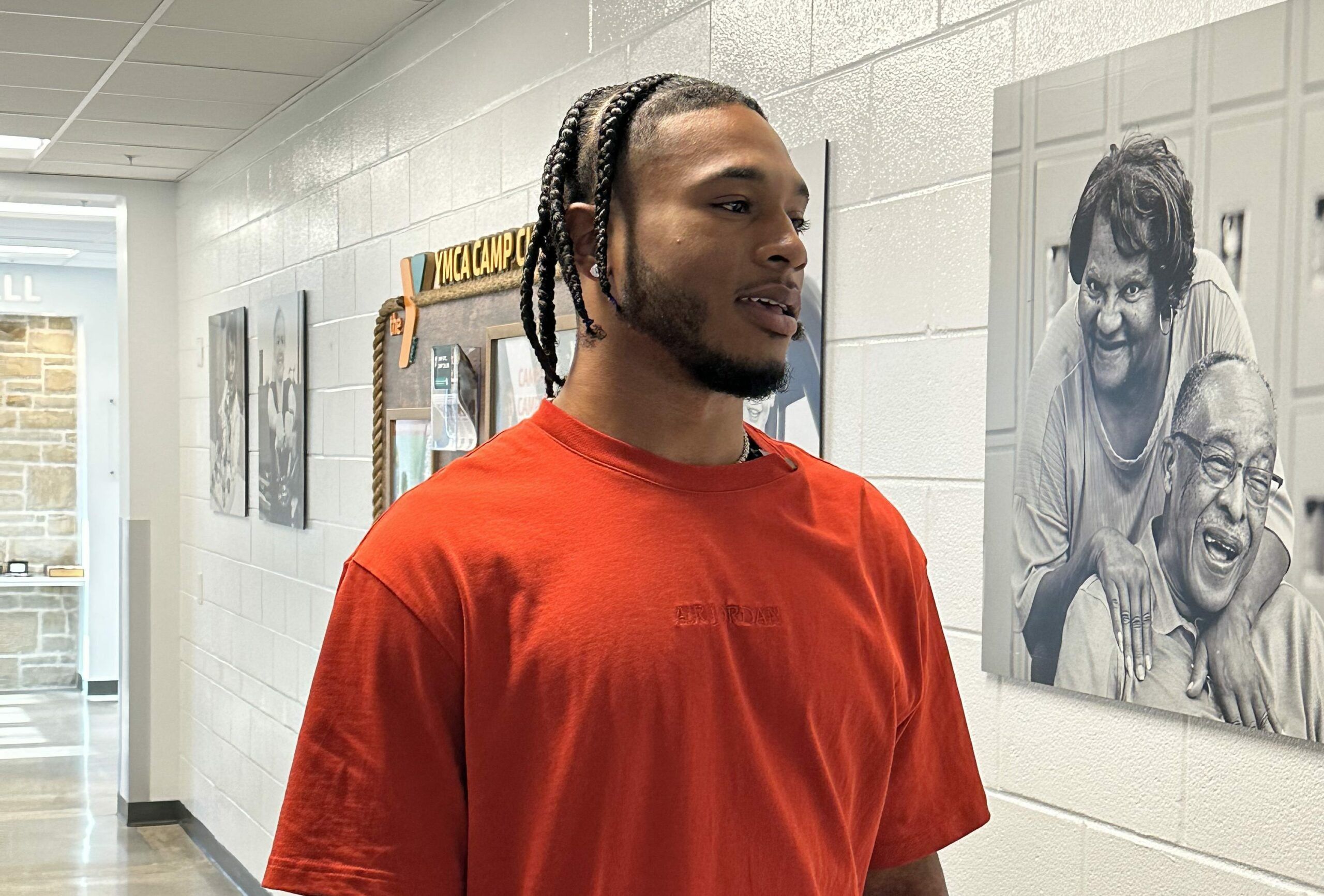 Cam Whitmore, Rockets host basketball clinic to…