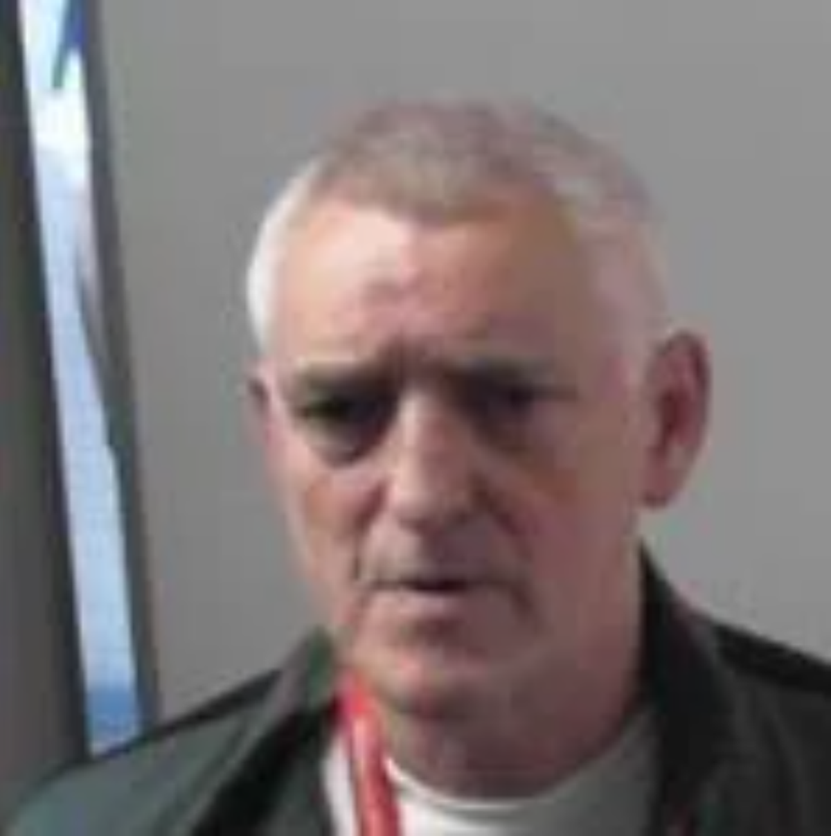 Urgent hunt for convicted murderer on the run after…