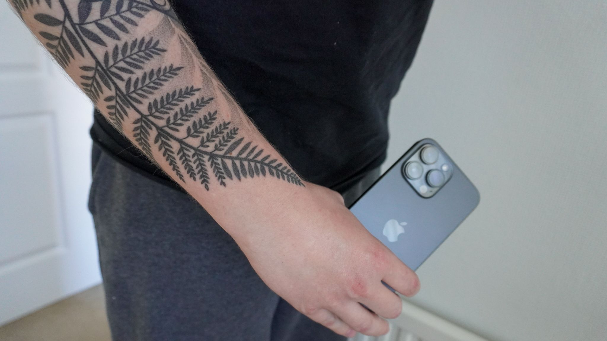 iPhone 15 rumored titanium steel might not make it… iPhone 15 rumored titanium steel might not make it…