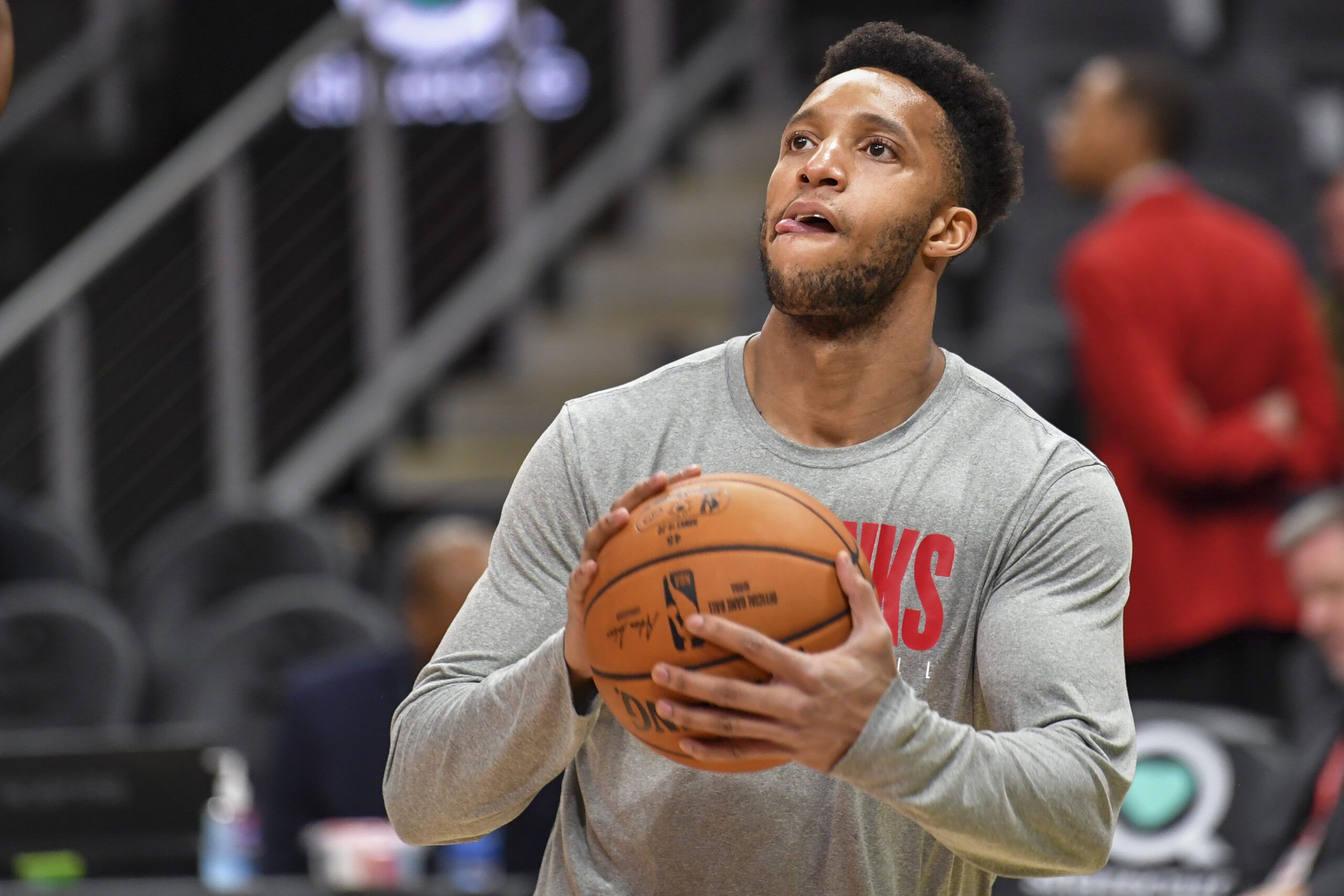 Former Celtic Evan Turner on why NBA stars are…