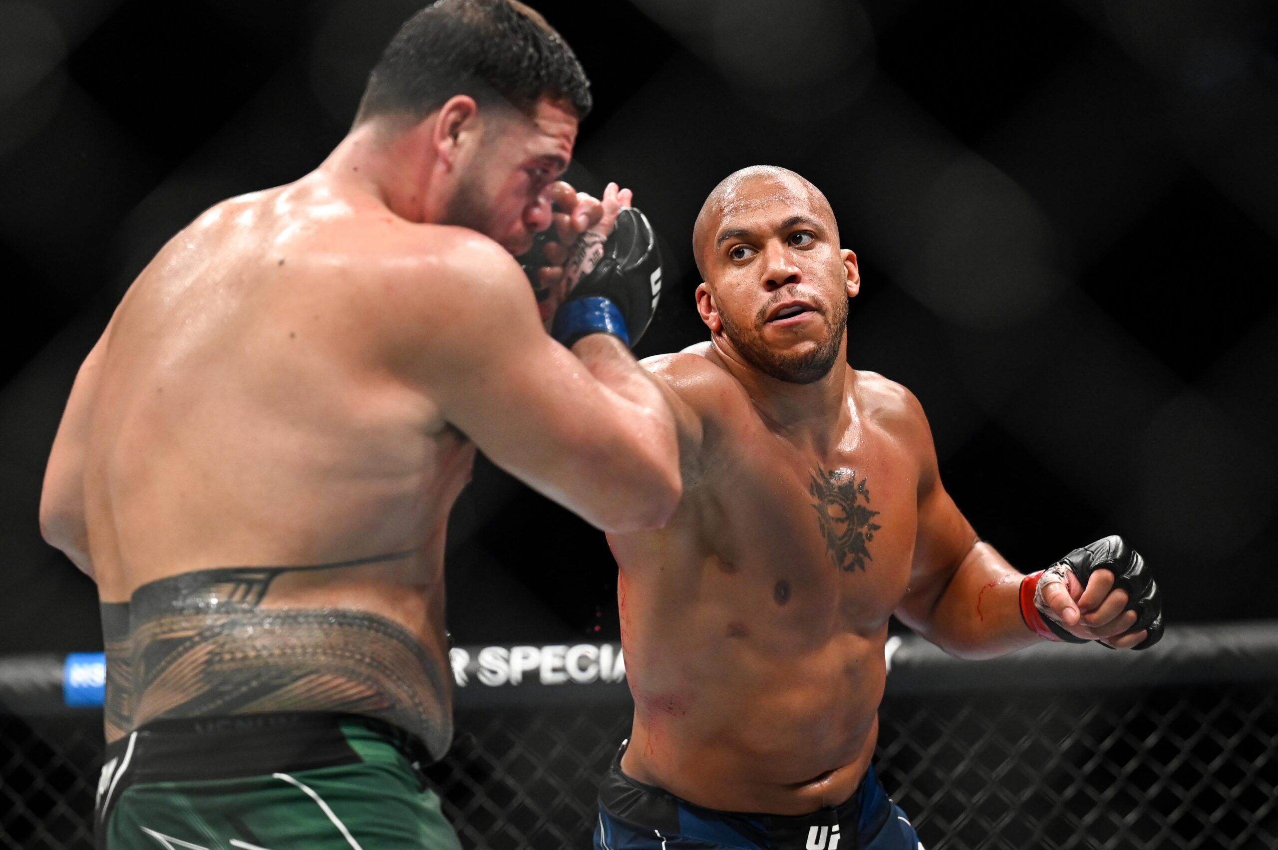 UFC full fight video: Ciryl Gane KOs Tai Tuivasa in…