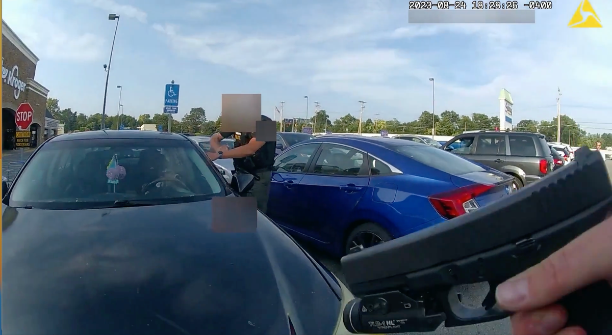 Bodycam video shows moment Ohio police shot pregnant…