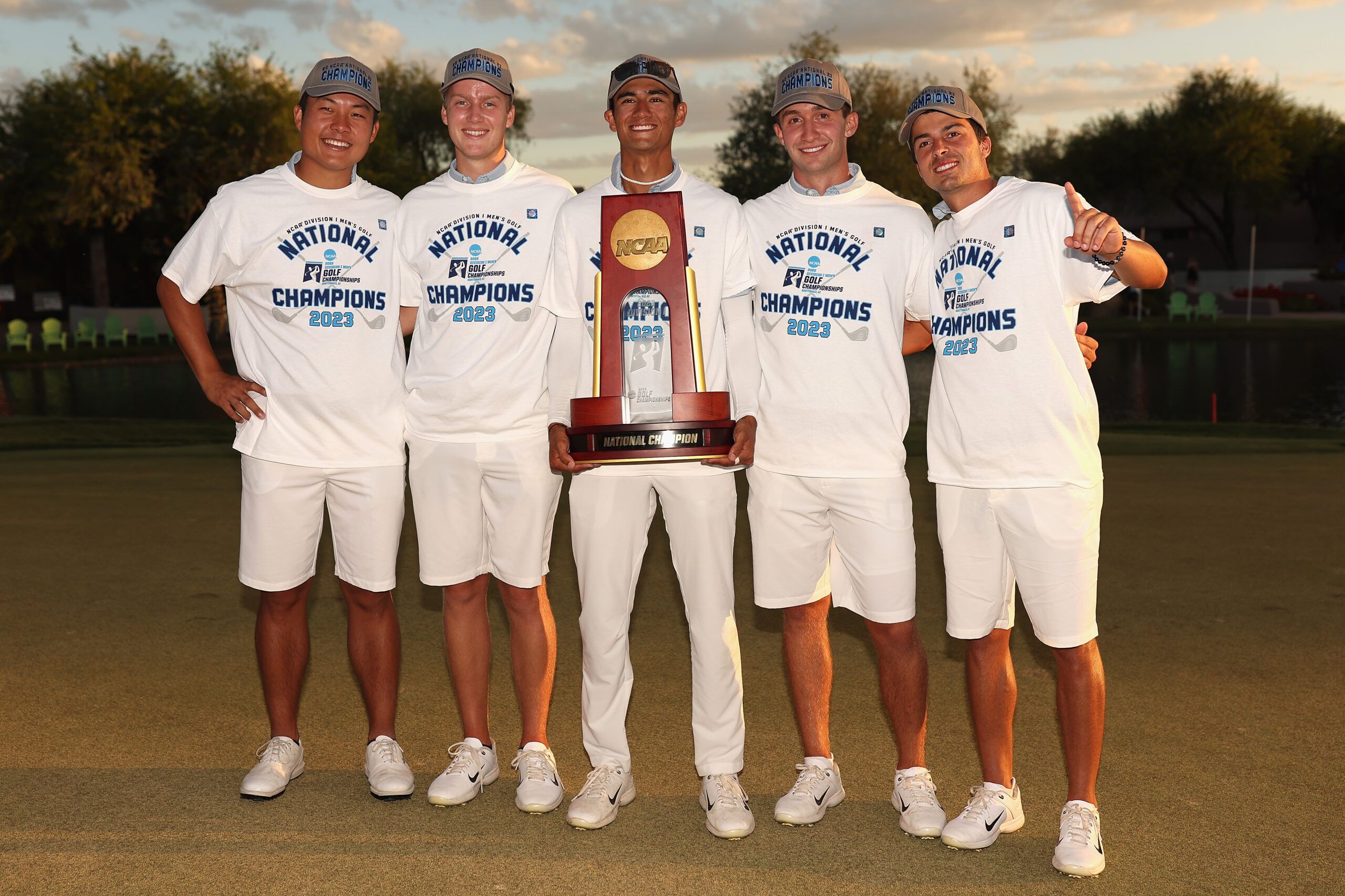 These are the top men’s college golf storylines to…