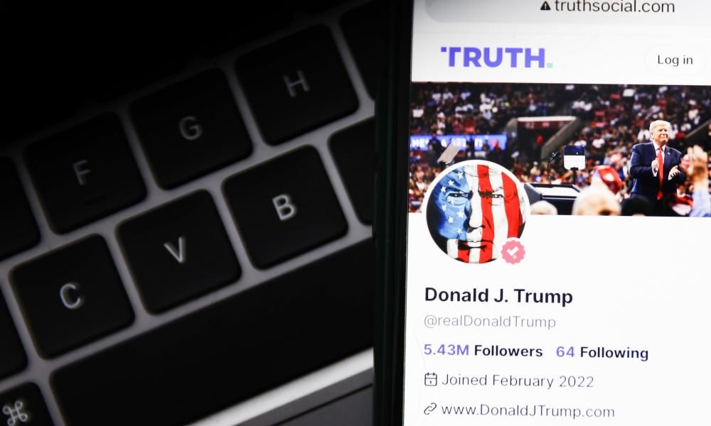 Trump’s Truth Social platform faces uncertain future…