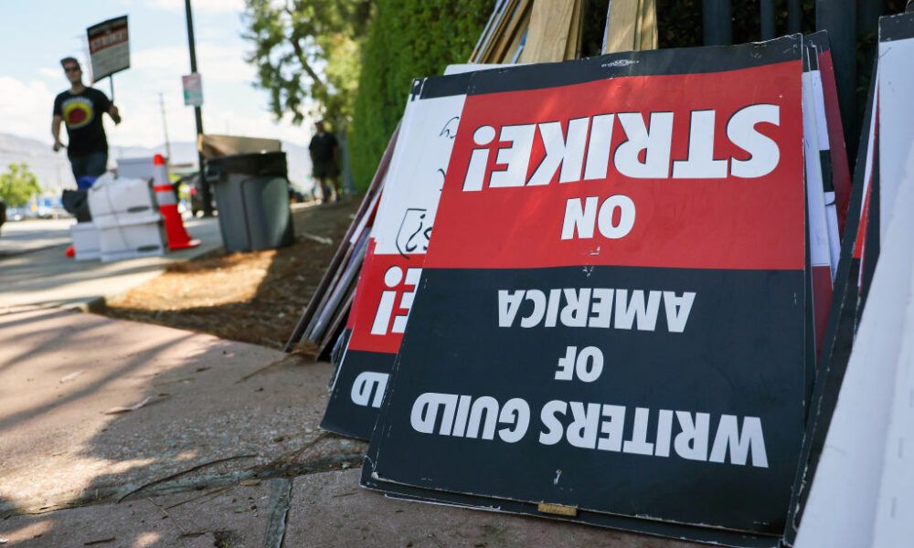Hollywood’s Picket Line Confronts Its Color Line