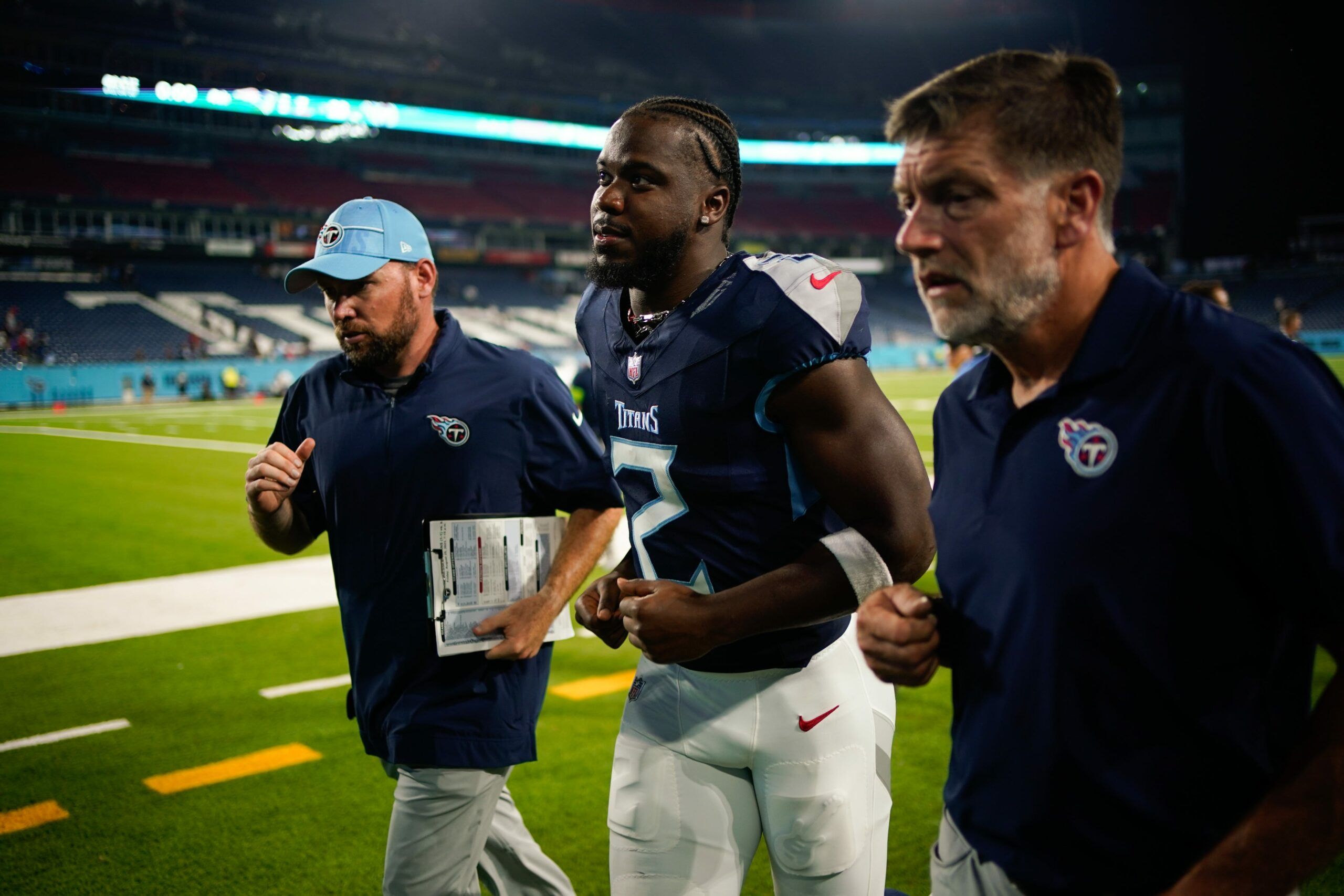 Titans’ Azeez Al-Shaair, Morgan Cox talk being…