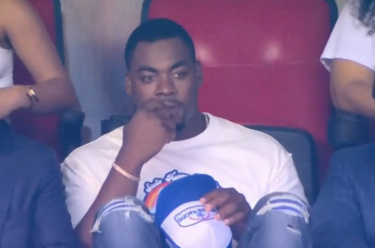 Chris Jones showed up to the Chiefs’ opener during his…