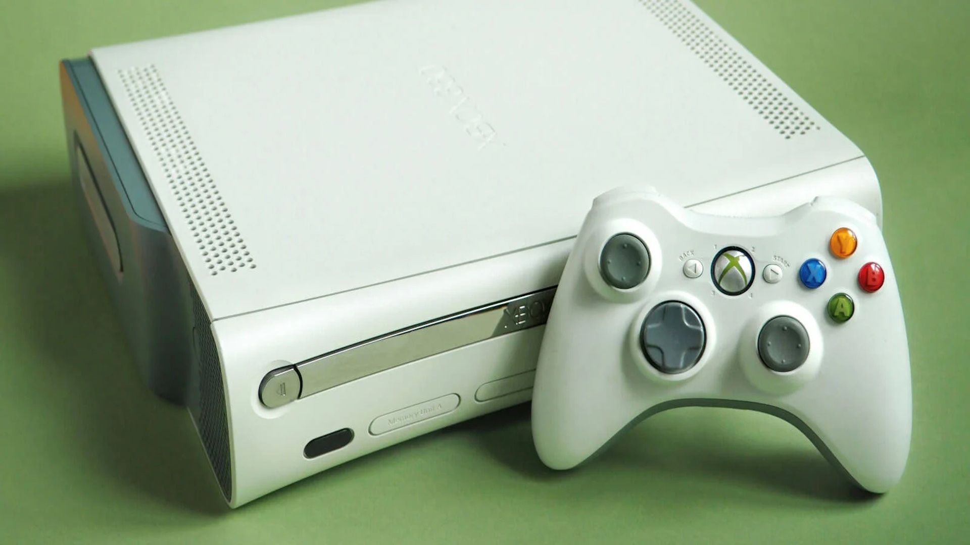 Microsoft is bringing back the Xbox 360 in buildable…