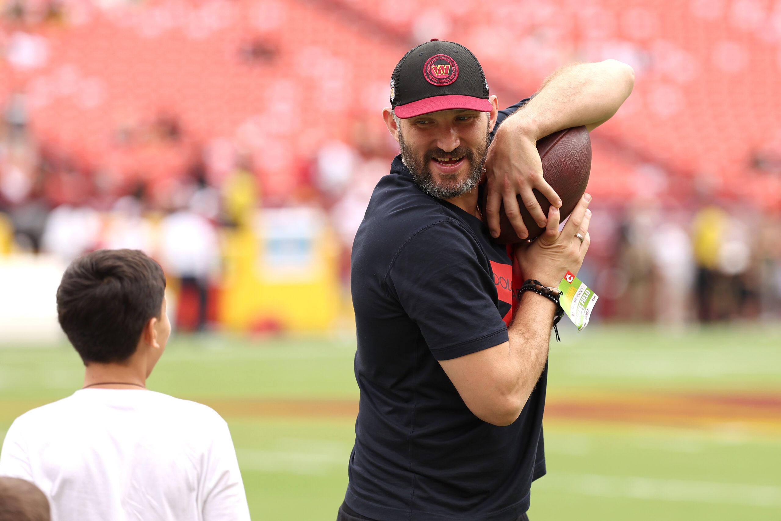 LOOK: New owners, legends and other pro sports stars…