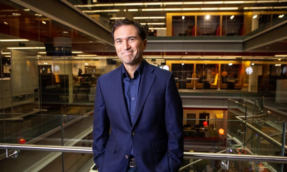 The Art of Explanation by Ros Atkins review – talk…