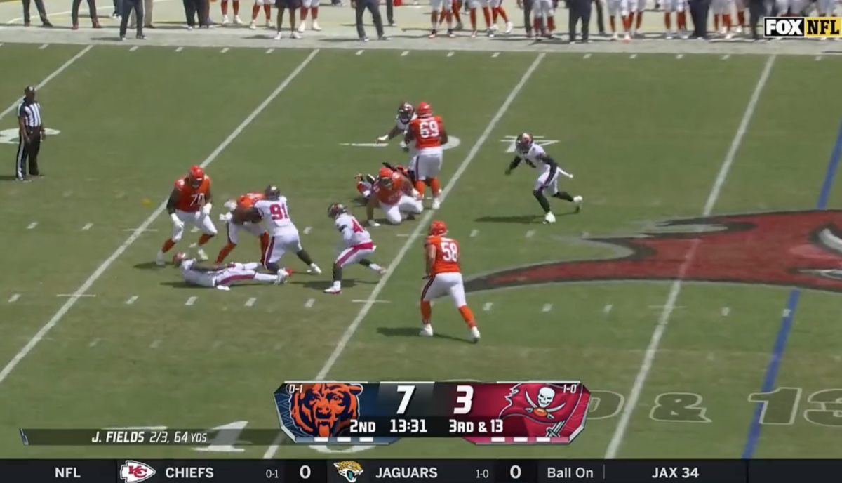 Sports Illustrated - NFL Fans Ripped Bears QB Justin…