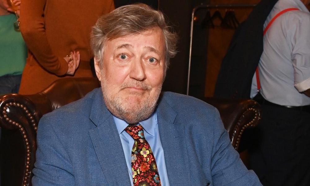 ‘It could have me read porn’: Stephen Fry shocked by…