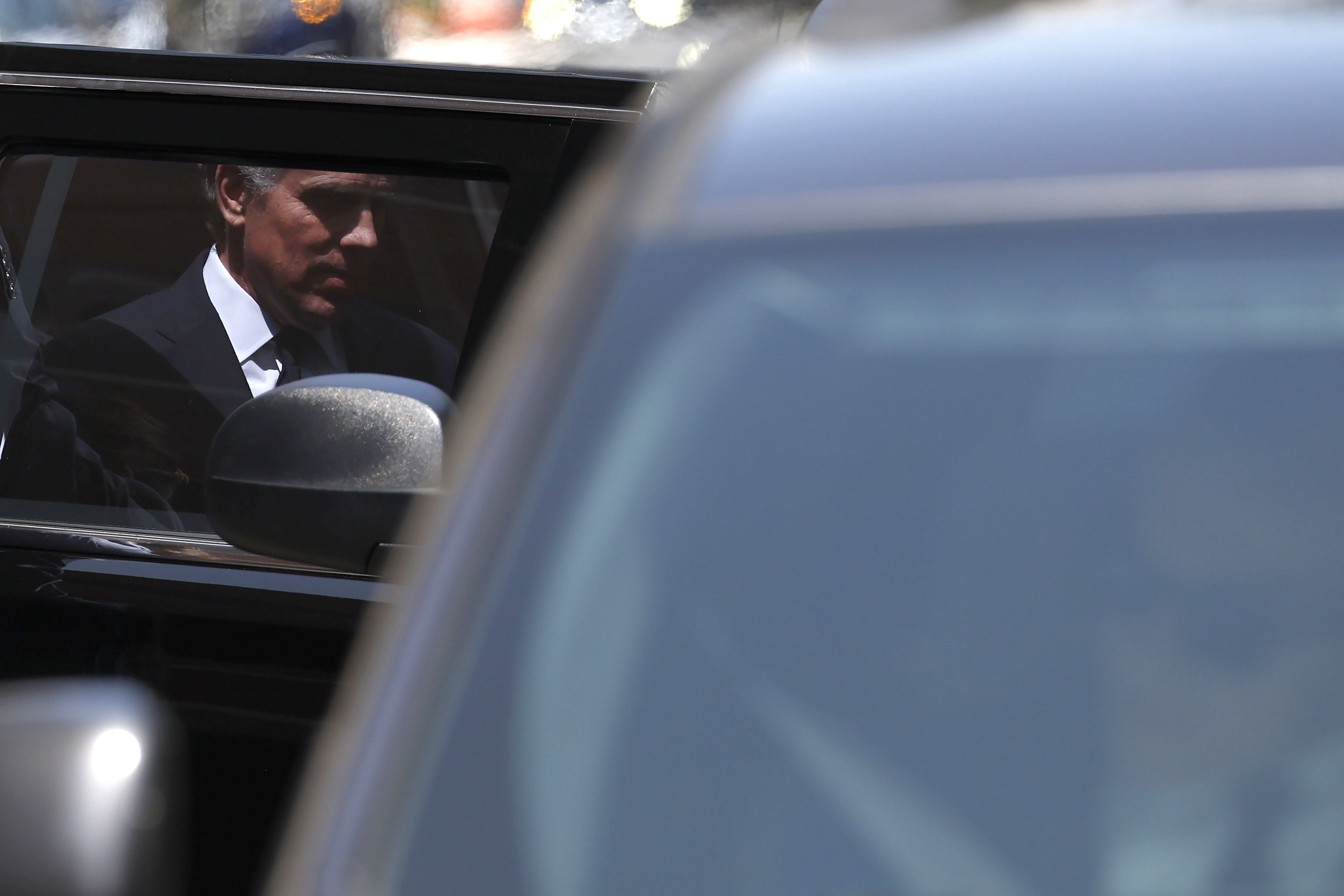 Hunter Biden’s prosecutor worried about lack of help…